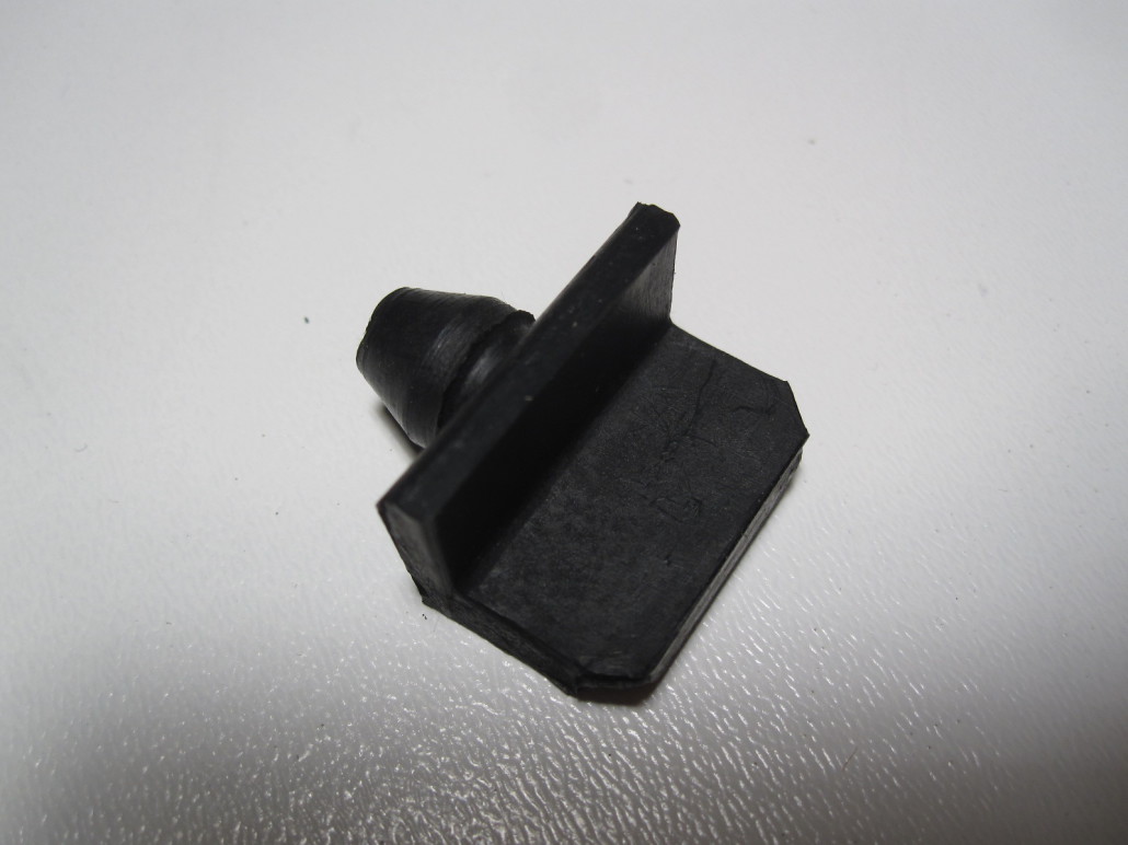 Isetta-Shop | Rubber pad engine panel